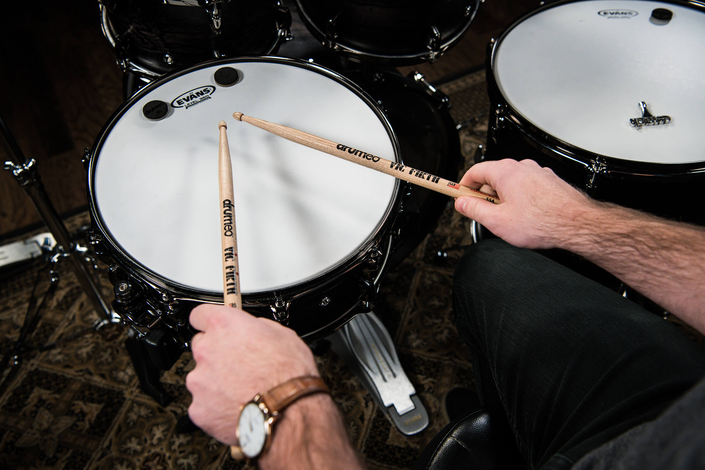How To Hold Drumsticks (Step-By-Step With Video) How To Hold Drumsticks (Step-By-Step With Video)
