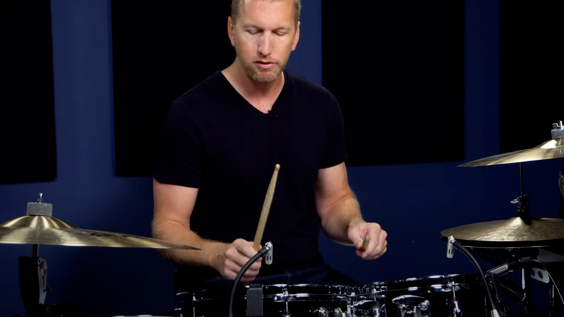 How To Hold Drumsticks (Step-By-Step With Video)