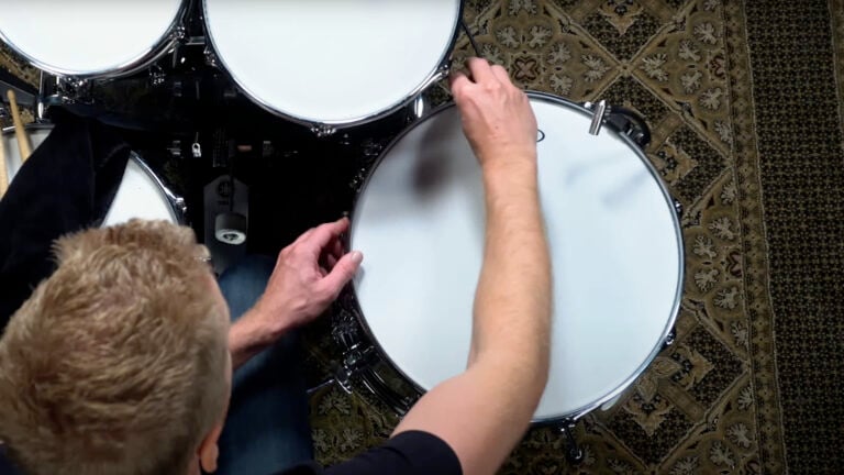 How To Tune Drums (With Video/Photos) - Drumeo Beat