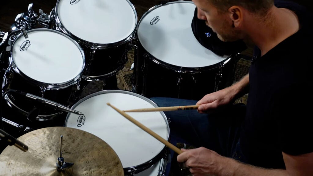How To Tune Drums (With Video/Photos) - Drumeo Beat