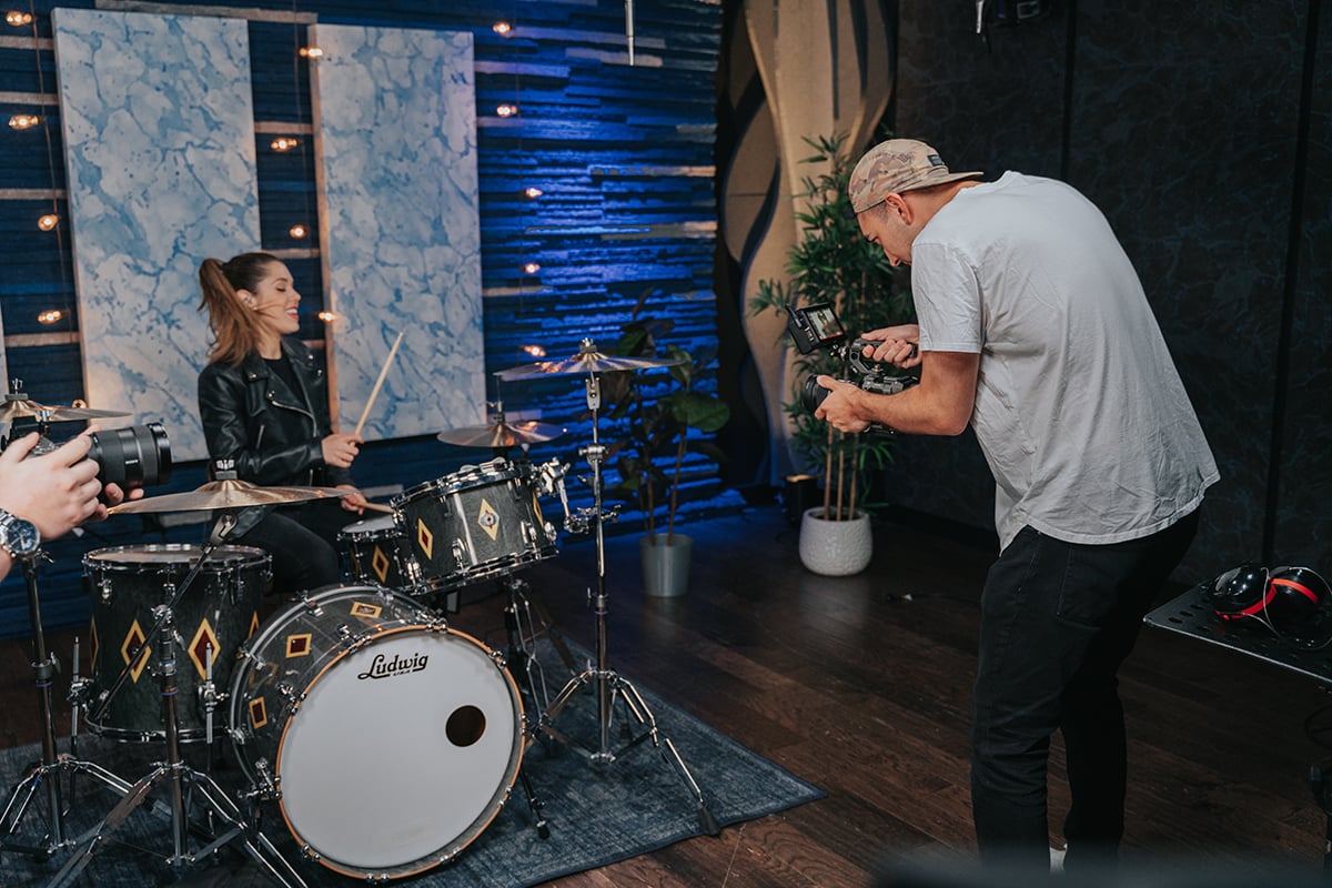 4 Reasons Why Drummers Should Use Drumless Tracks - Drumeo Beat